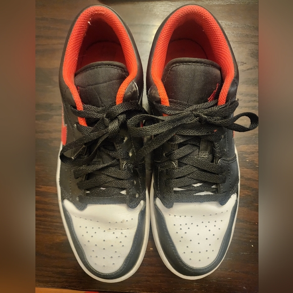 Jordan | Shoes | Mens Air Jordan S Black Red White Size 9 | Poshmark